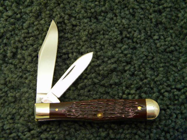 Case XX USA 8 Dot (1972) 6225 1/2 Bone Little Coke Bottle