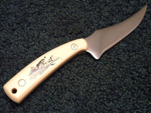 Schrade USA SC205 Scrimshaw Sharpfinger Sheath Knife - NIB