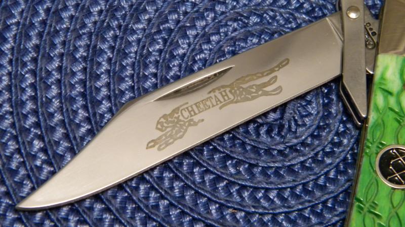Case XX USA 2003 Green Barbed Wire Bone 6111 1/2L SS Cheetah Knife - NIB