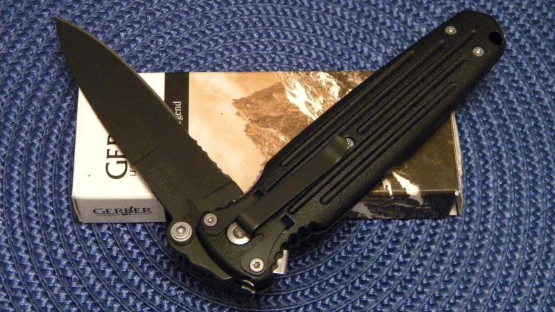 Gerber USA Model 05786 Applegate Fairbairn Covert Folding Knife - NIB
