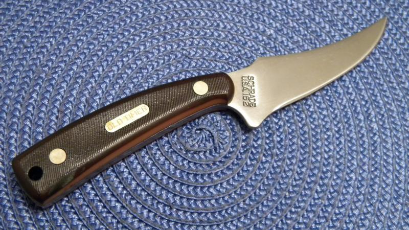 Schrade USA 152OT Sharpfinger Fixed Blade Knife w/Sheath - NIB