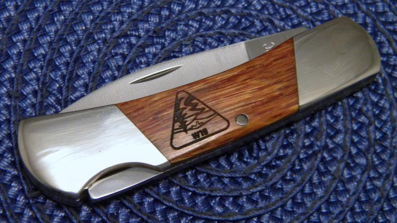 Bear MGC USA 225 Oak Lockback Knife - NIB