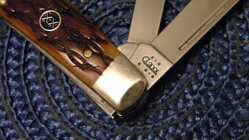 Case XX USA 2003 Barbed Wire Bone 64052 SS Congress Knife