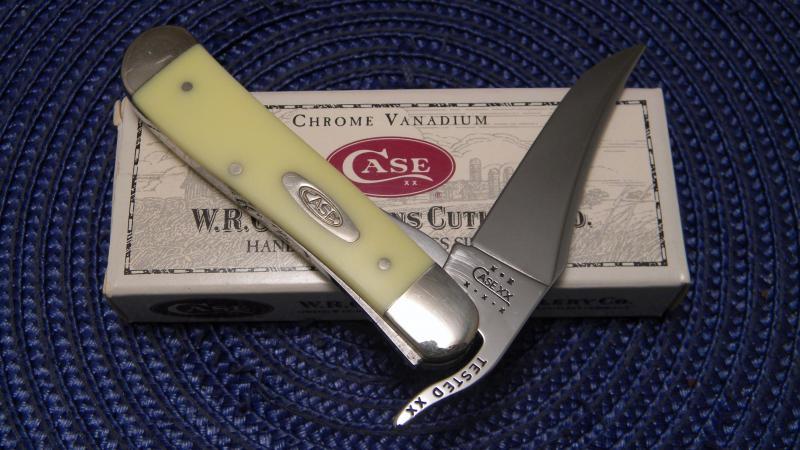 Case XX USA 2003 Yellow 31953L CV Russlock Knife - NIB