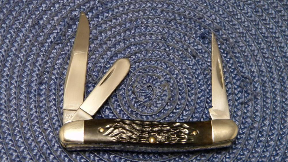 Case XX USA 9 Dot (1981) Bone 6318 PU Punch Blade Stockman Knife