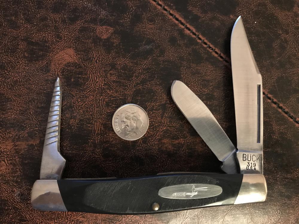 BUCK USA 319 RANCHER w/punch blade made by Camillus (pre-1986)