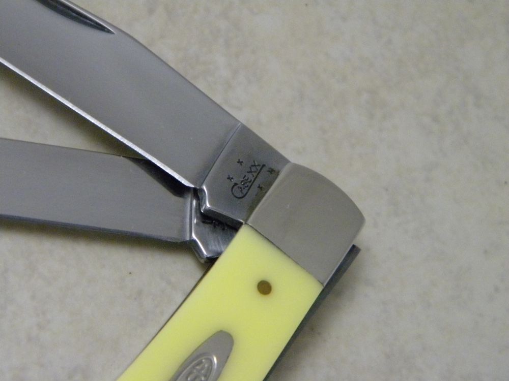 Case XX USA 2006 Yellow 3254 CV Trapper Knife in Box