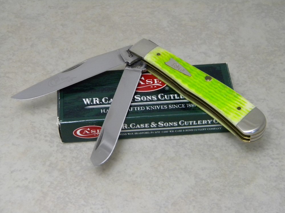 Case XX SS USA 1st Run 2009 Lime Green Trapper Knife in Box
