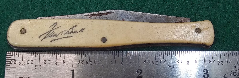 Utica Baseball Bat Knife
