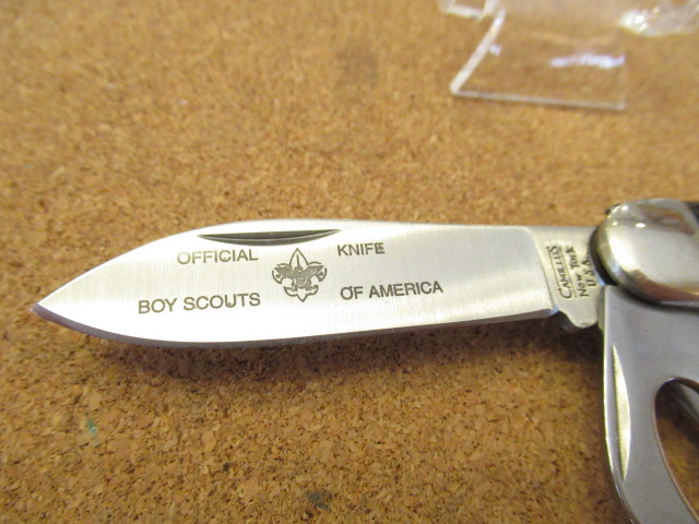 Camillus Official Boy Scouts Knife