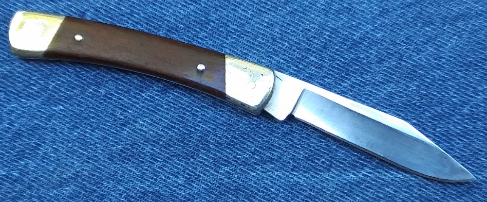 Buck #704 Maverick
