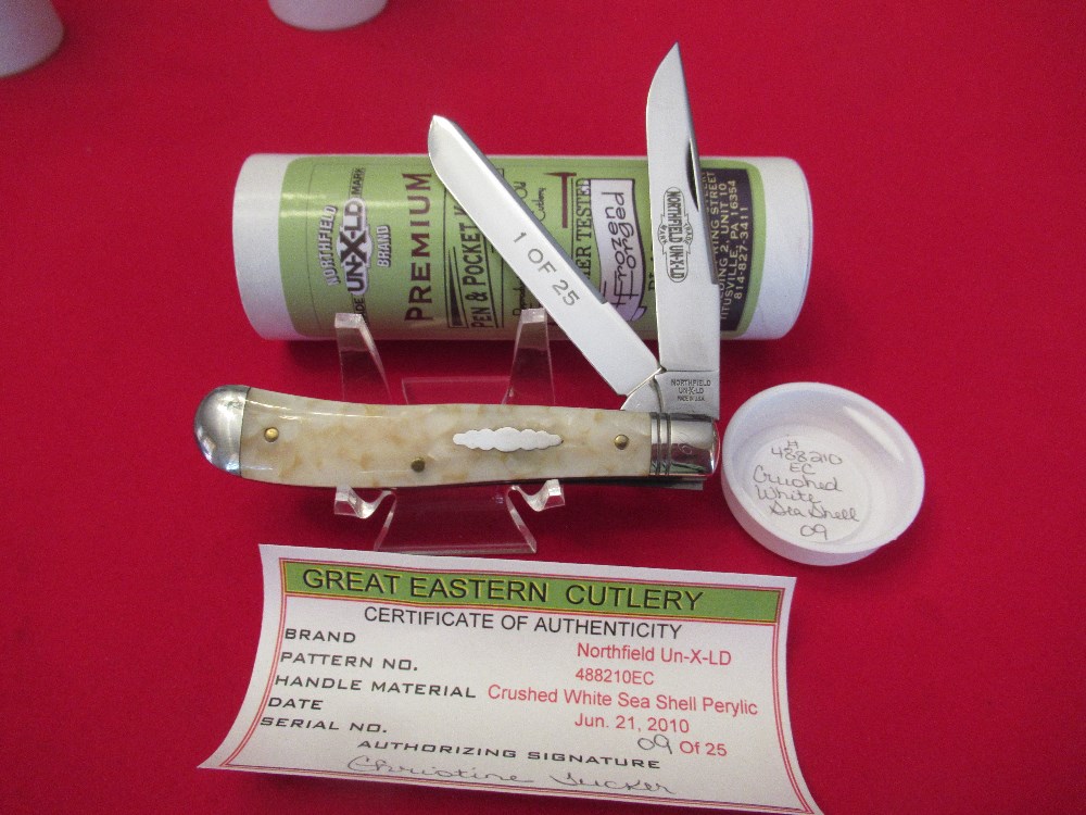 Great Eastern Cutlery Trapper Pattern # 488210 Crushed White Sea Shell