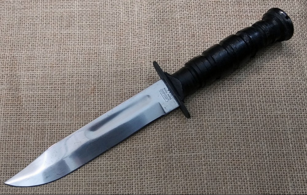 Camillus Mark II fighting knife