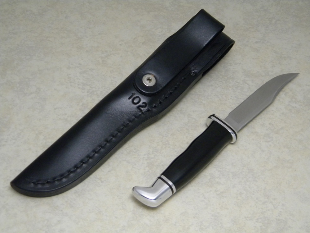 Buck 102 USA Black Woodsman Fixed Blade Sheath Knife c.2009