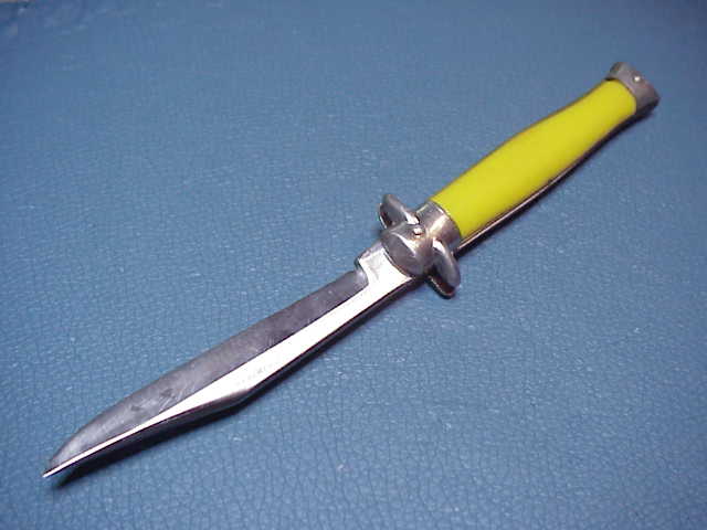Vintage Colonial SHUR SNAP Yellow Bowtie switchblade knife