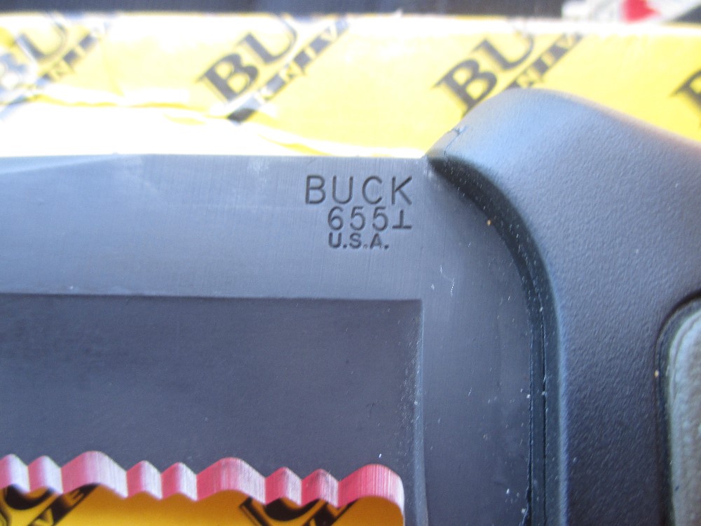 Buck 655 Nighthawk Fixed Blade Knife NIB