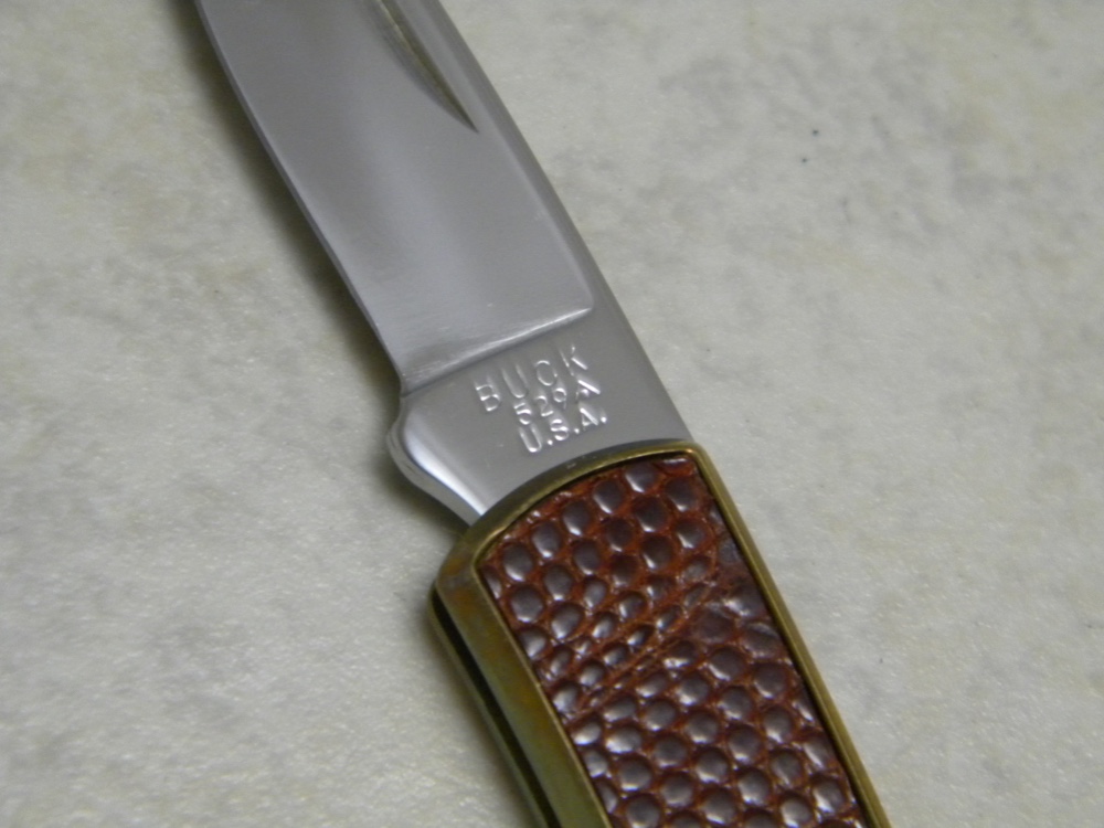 Buck 529L1 USA BuckSkin Peanut Brittle Lizard Skin Folding Lockback ...