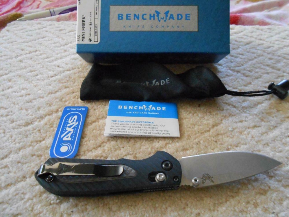 Never Used Benchmade 565 mini Freak Knife & Original box