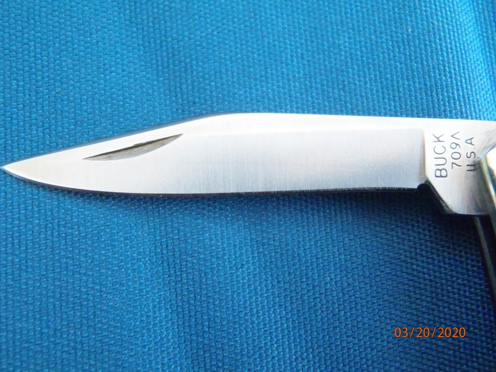 Buck 709 USA Yearling