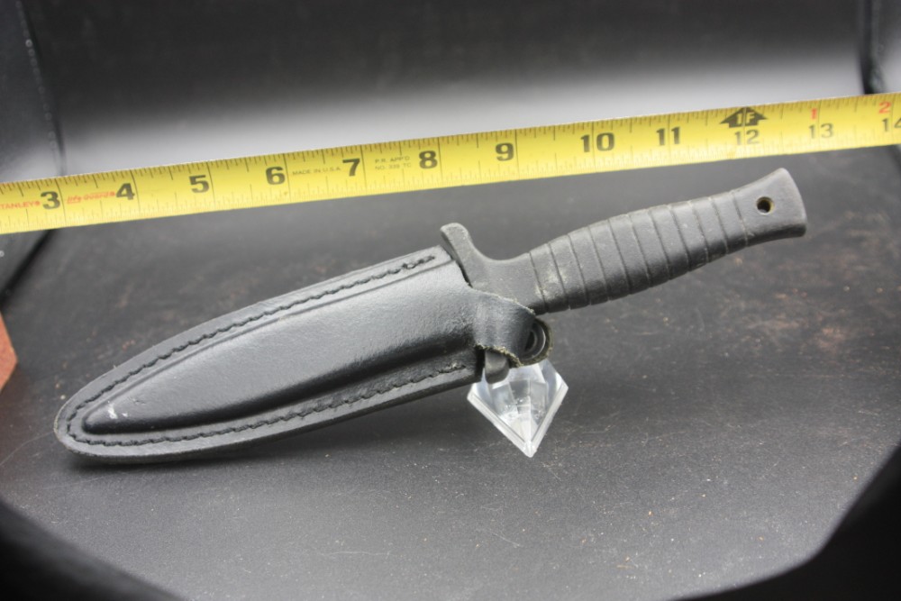 Smith & Wesson Dagger Boot Knife (4.75" Black) SWHRT9B double sided ...