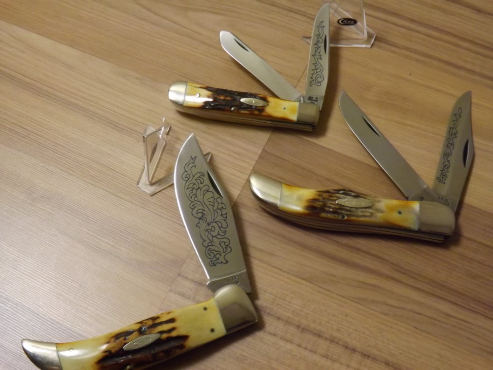 Case 1977 BLue Scroll Stag Set (8 Knives)