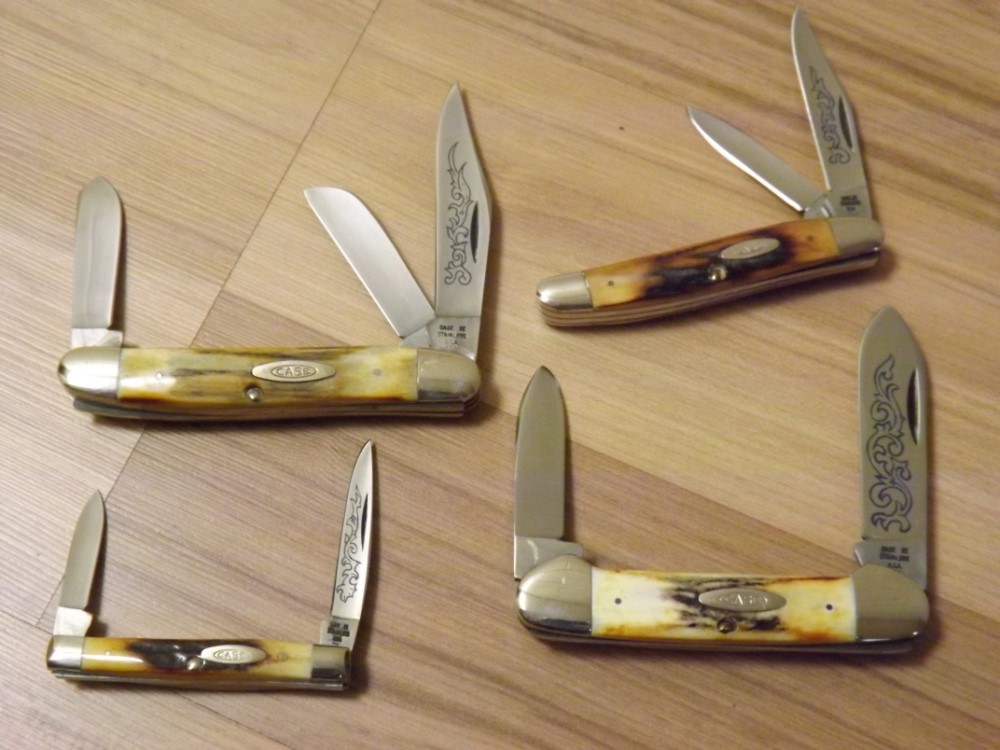 Case 1977 BLue Scroll Stag Set (8 Knives)