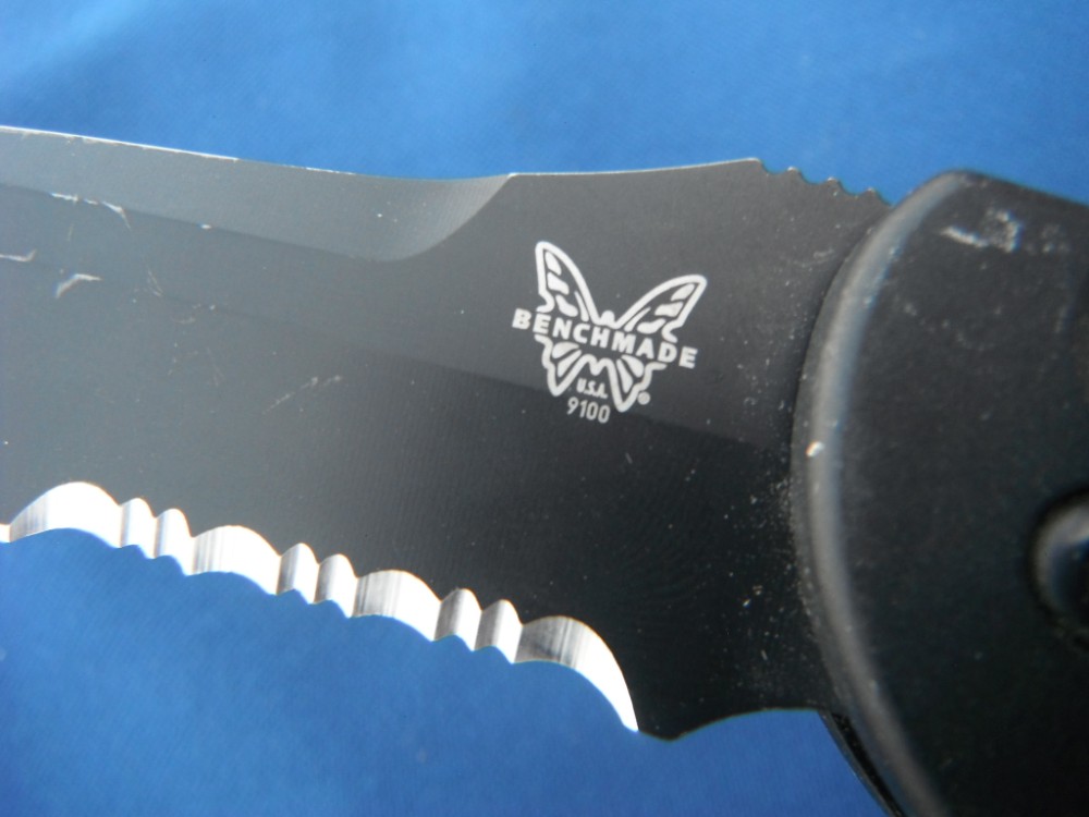 Discontinued Benchmade 9100 SBT AUTO Stryker with Safety 3.7" Dual Edge ...