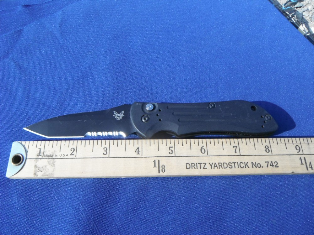 Discontinued Benchmade 9100 SBT AUTO Stryker with Safety 3.7" Dual Edge ...