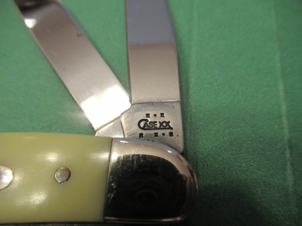 Case XX 2003 Yellow Delrin Stockman Pattern # 3318 CV