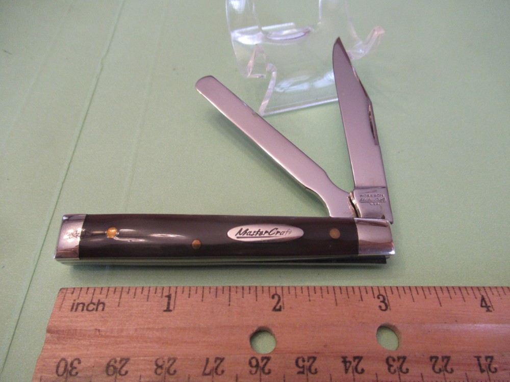 Robeson Master Craft Buffalo Horn Doctors Knife
