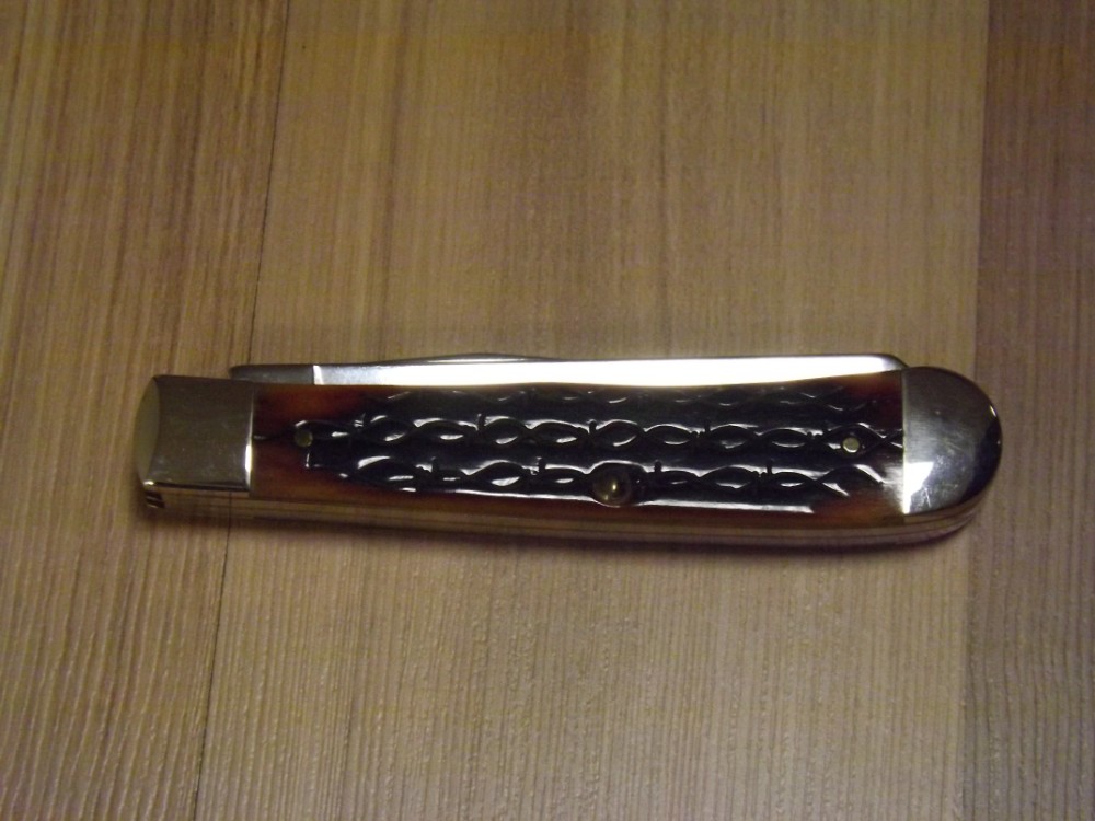 Case 2001 Barbed Wire Bone Trapper