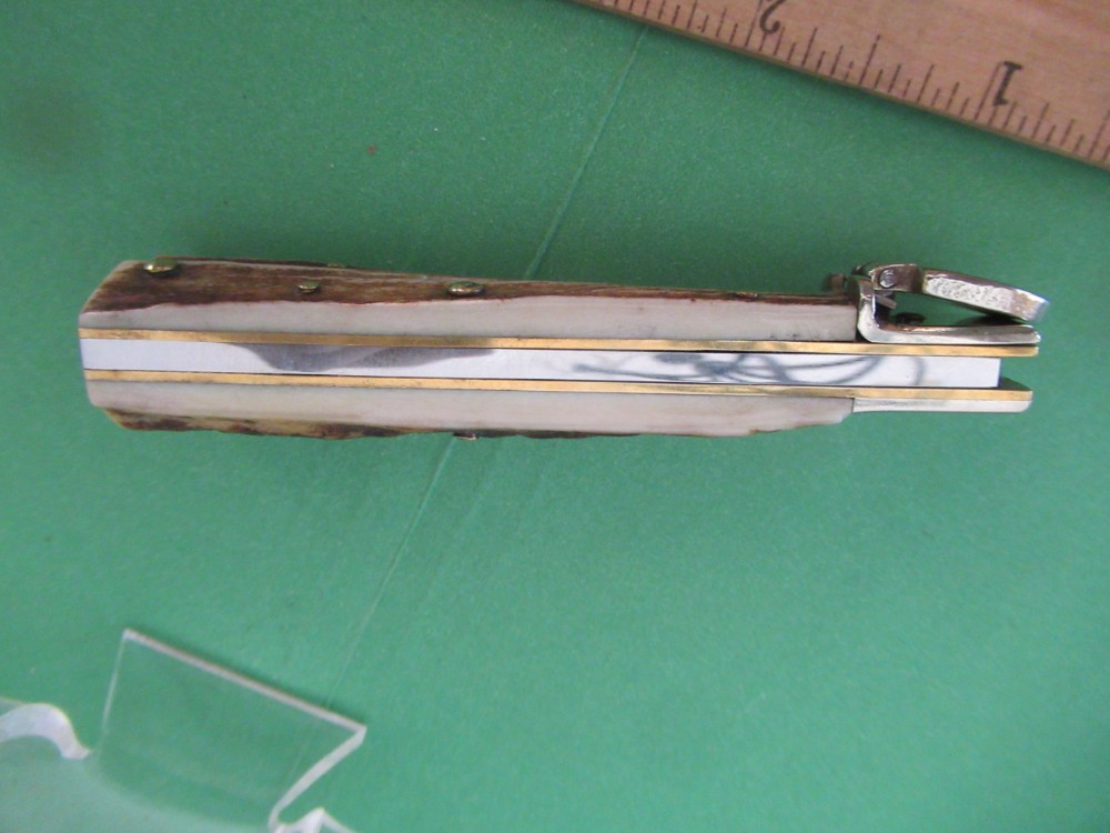 Hubertus Stag Lever Lock Auto