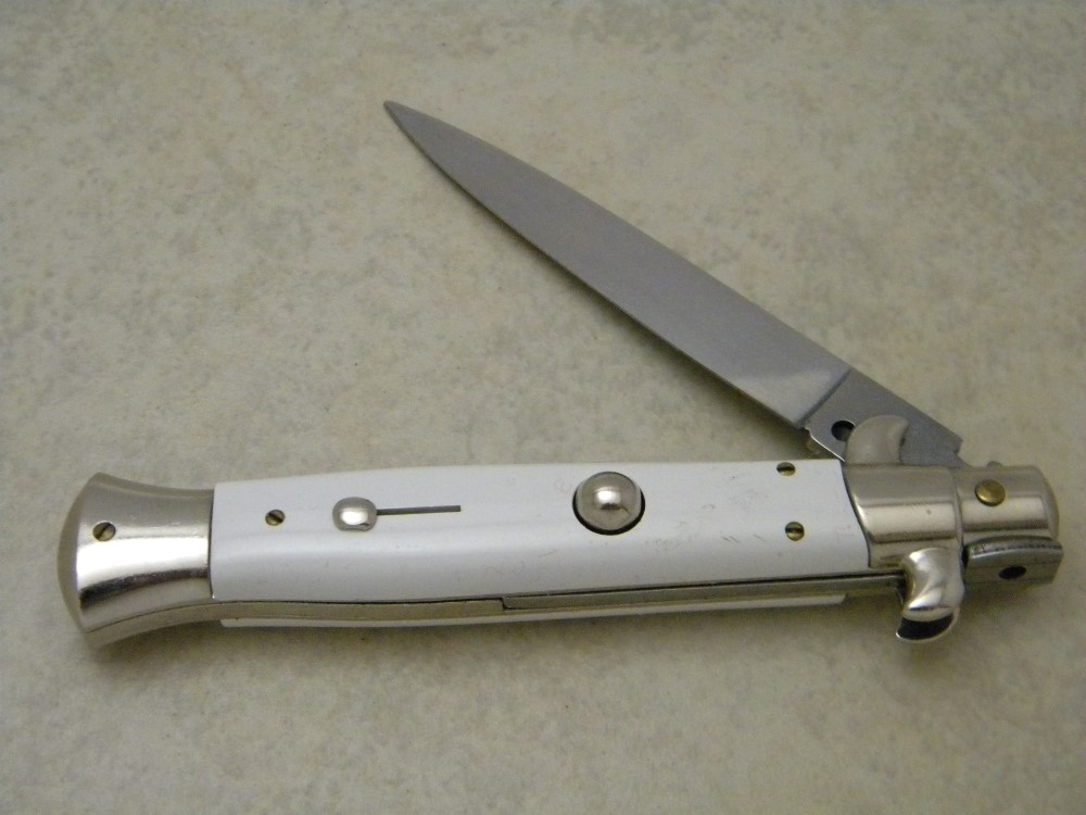 Italy Swivel Bolster Release 8.75 White Italian Stiletto Switchblade ...