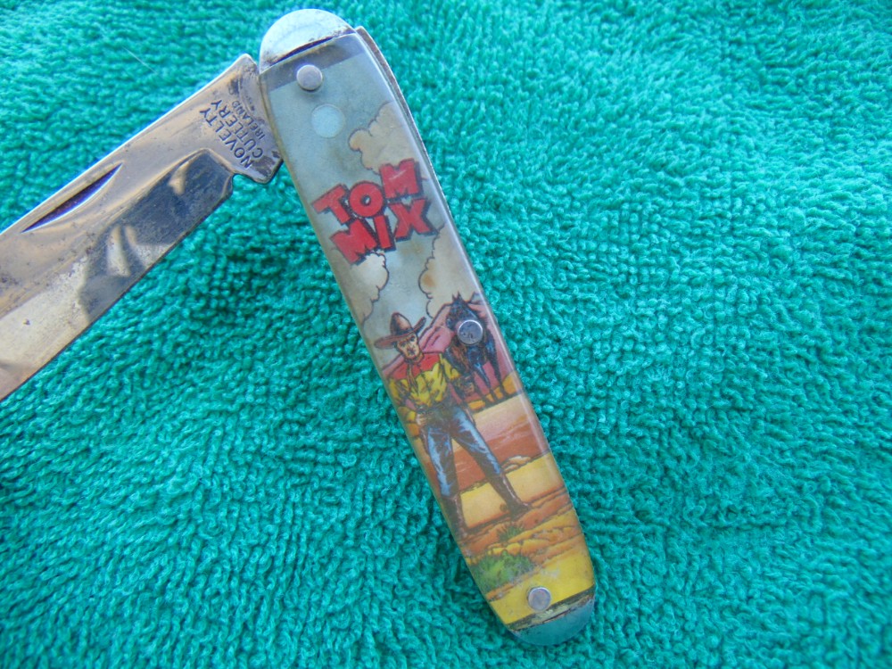 Vintage TOM MIX Novelty Knife Pocket Knife