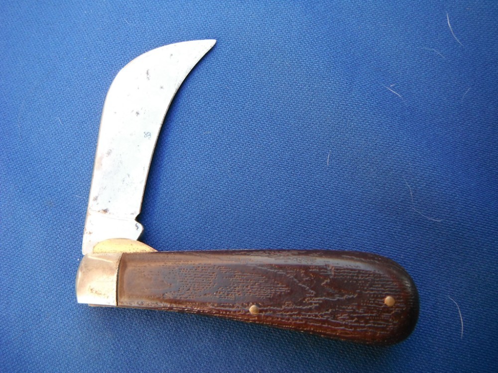 Vintage Kutmaster T-2 Utica NY. Folding Pocket Knife