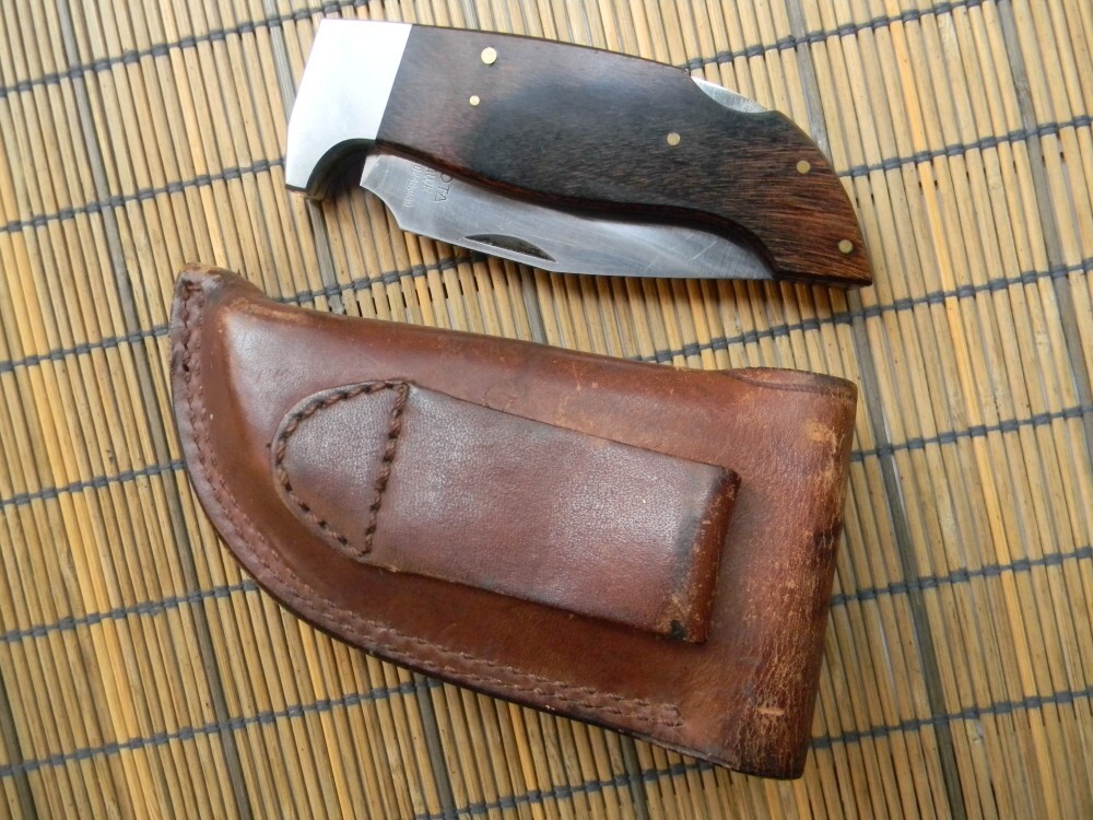 VINTAGE LAKOTA LOCKBACK LIL HAWK KNIFE