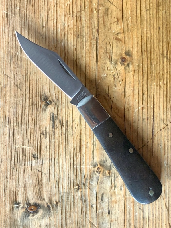 A Wright & Son Sheffield England Traditional Barlow Pocket knife with ...