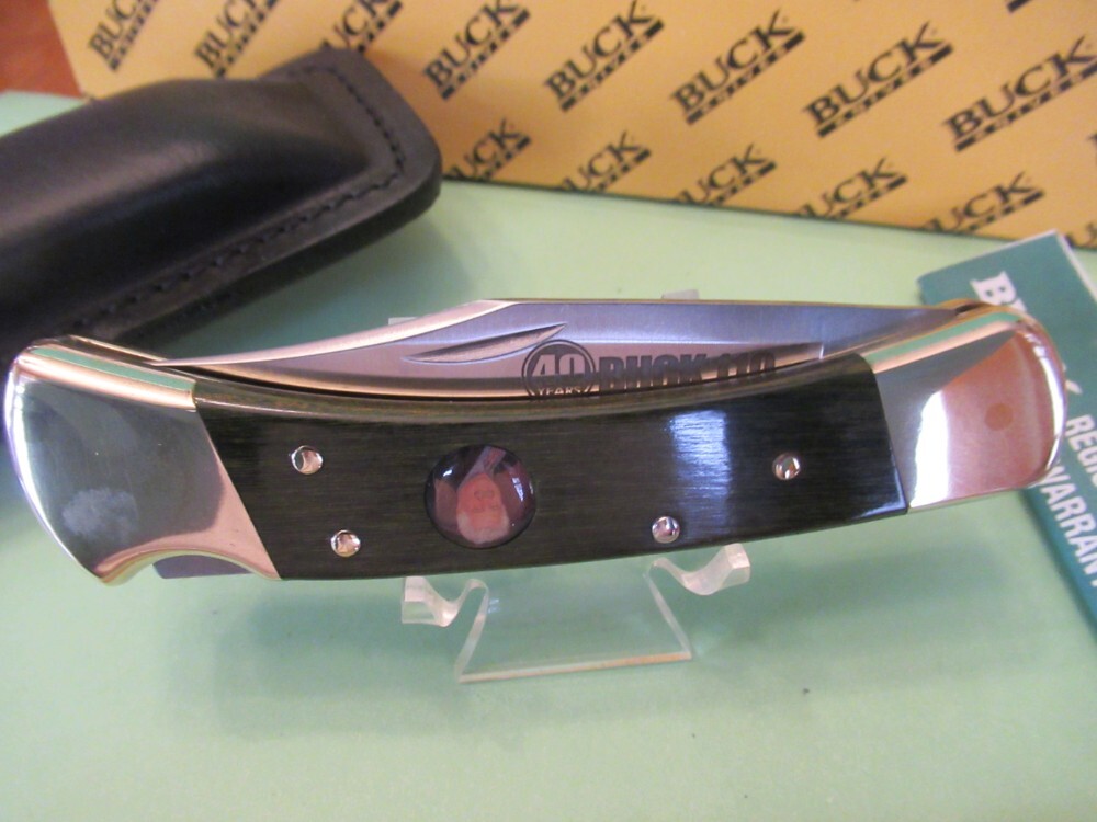 Buck 110 40th Anniversary Lockback
