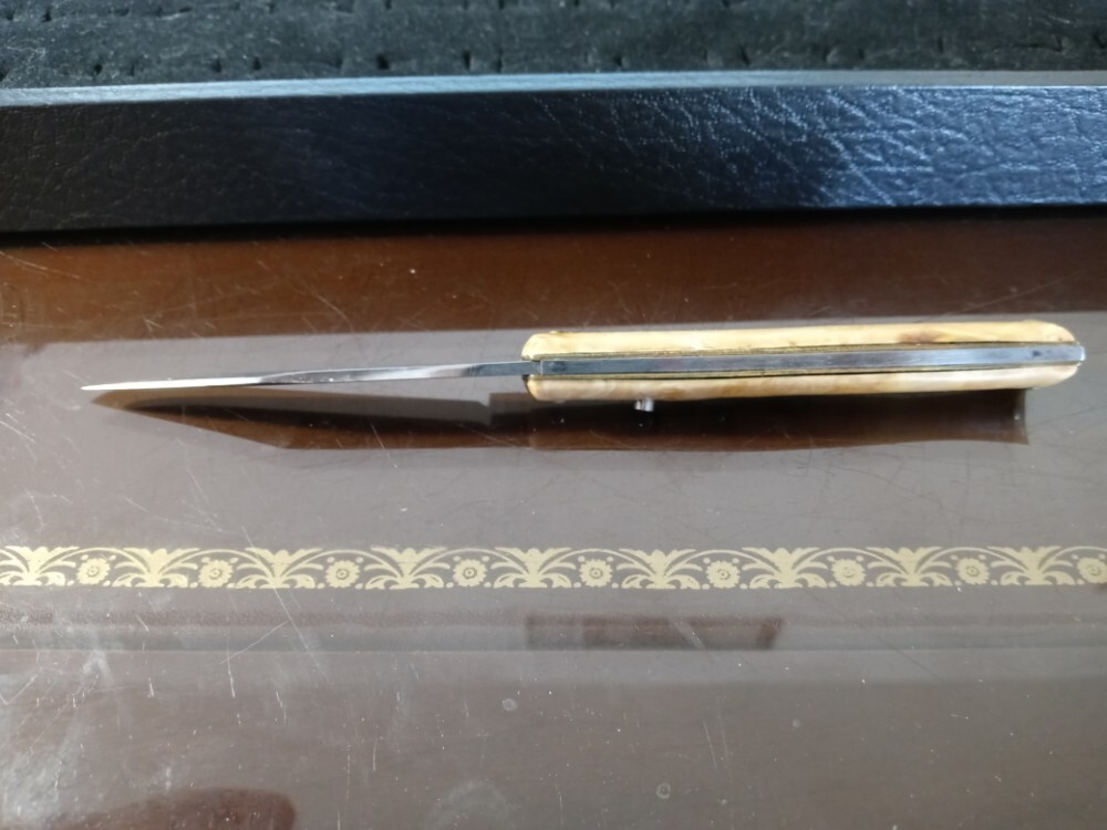 Vintage Colonial Shur-snap Switchblade