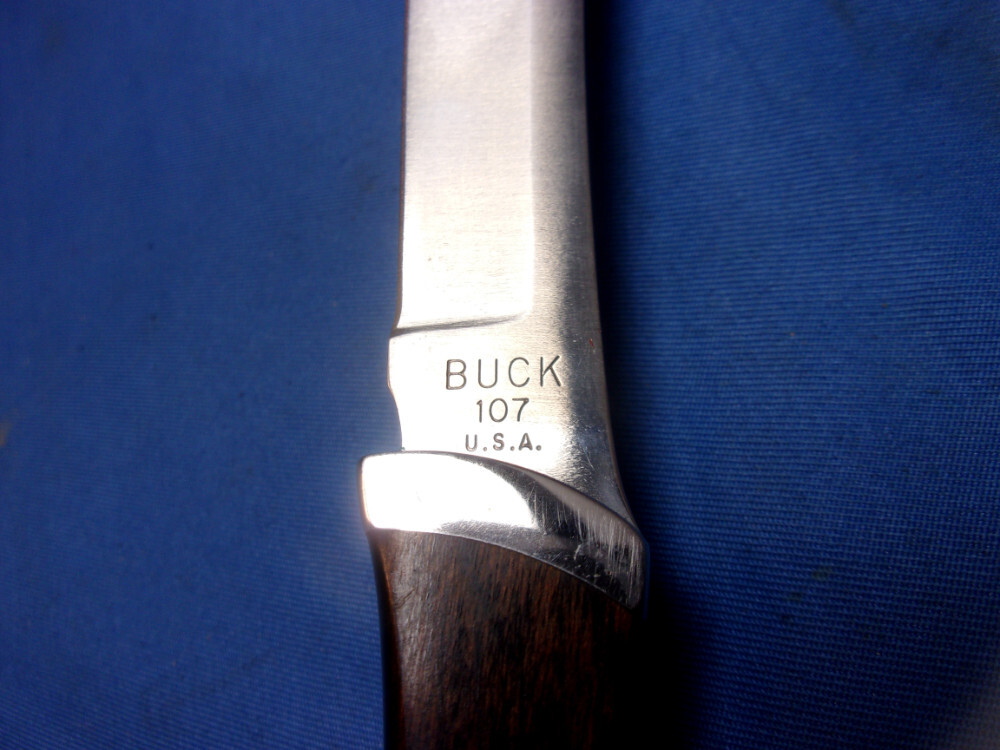 Buck 107 Scout Skinner Bird and Trout Knife w/ sheath