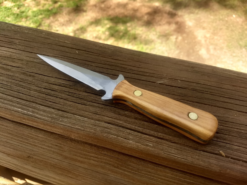 SMALL DAGGER AND SHEATH