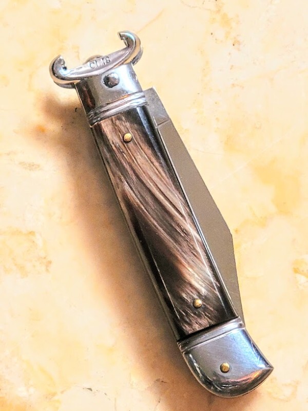 AKC 8" Shot Shell Puller Lever Lock Buffalo Horn Automatic Knife