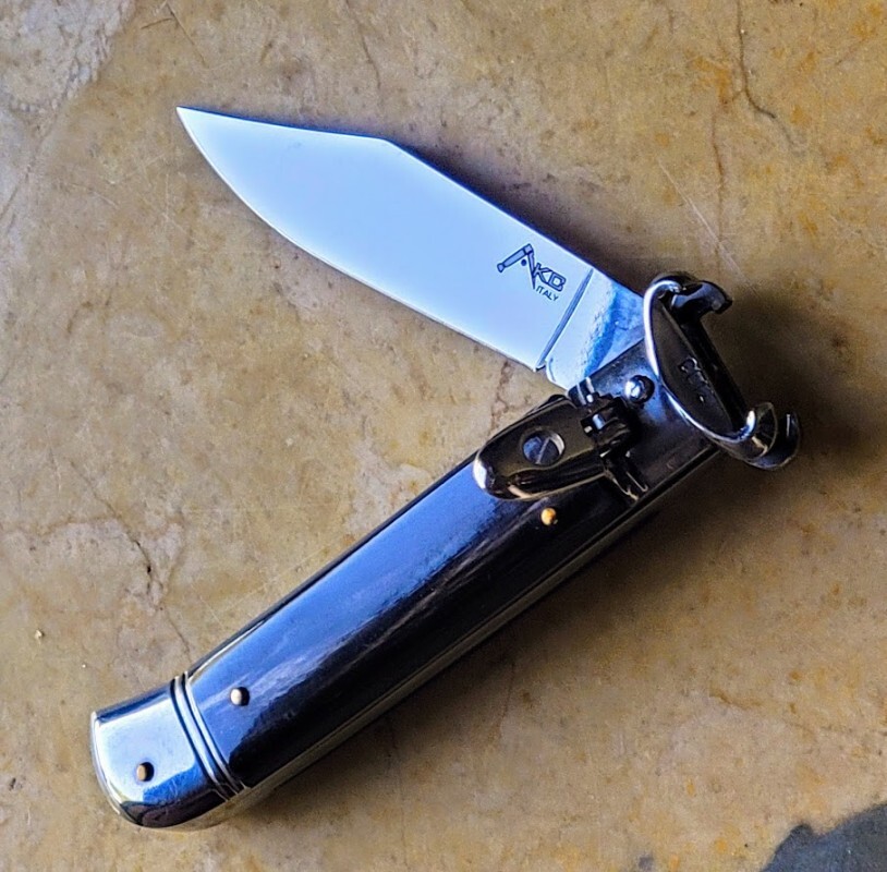 AKC 8" Shot Shell Puller Lever Lock Buffalo Horn Automatic Knife