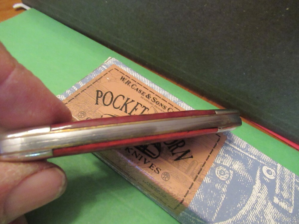 Case XX 1996 Red Bone Pocket Worn Canoe Pattern # 62131 SS