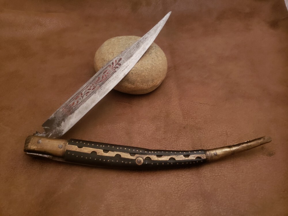 Antique Spanish jumbo ratchet navaja fighting knife