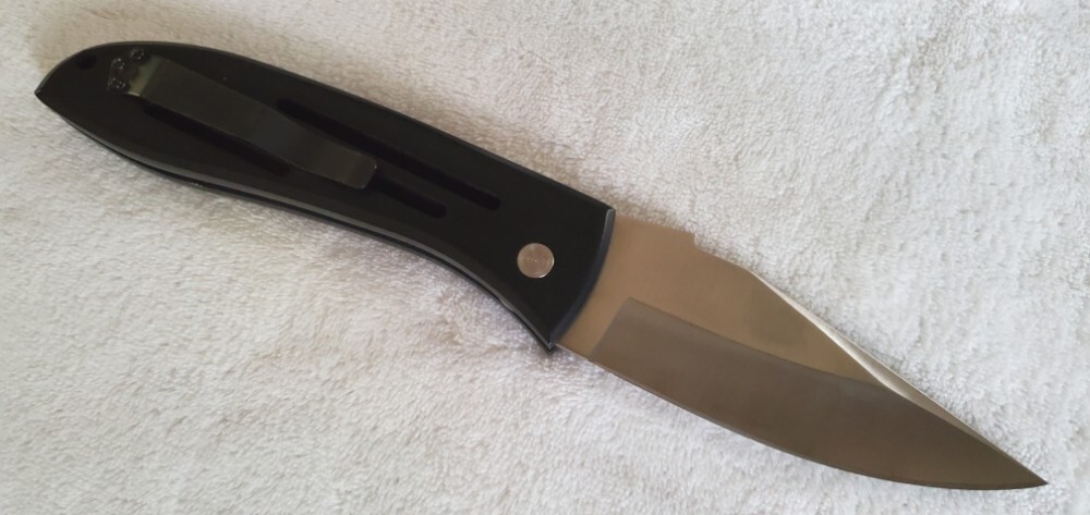 Smith & Wesson Model SW1000 Military Issue Automatic Knife