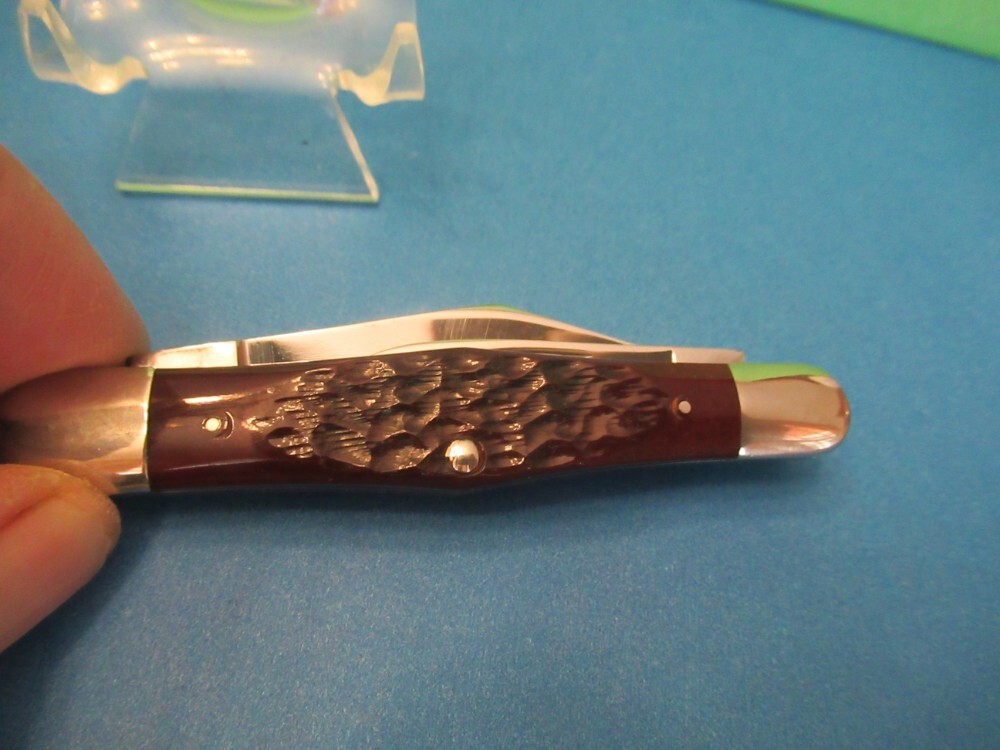 Case XX 1976 Brown Bone Split Back Whittler Pattern # 6383 CV