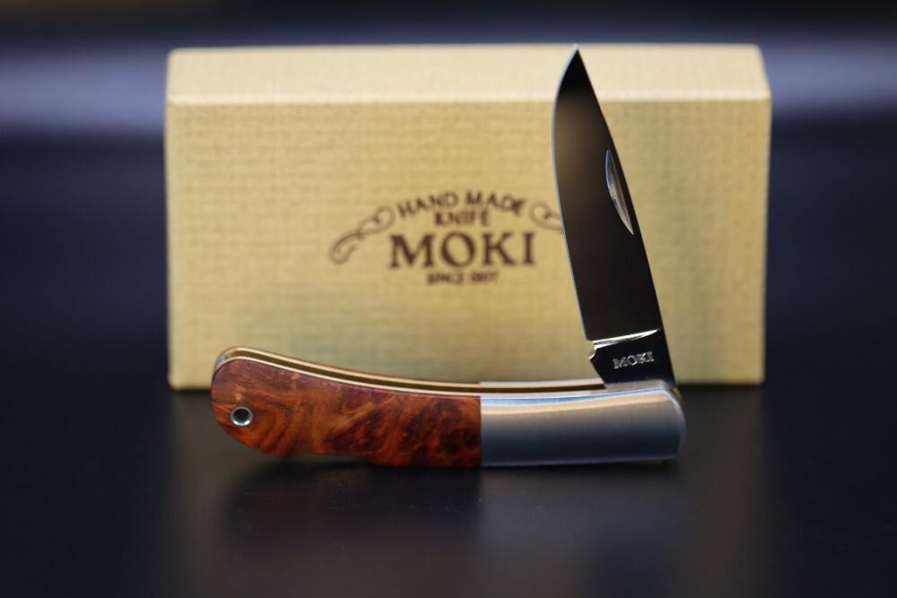 Moki Glory, Quince wood handles