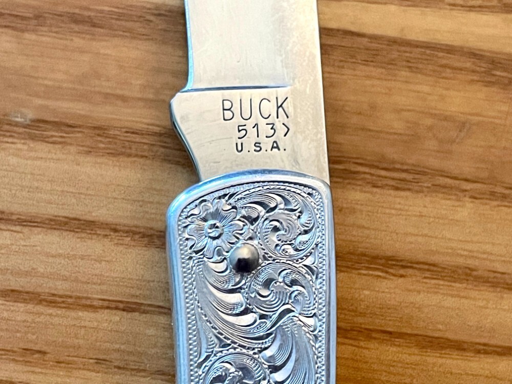 Buck Classic III Model 513 Complete in Box