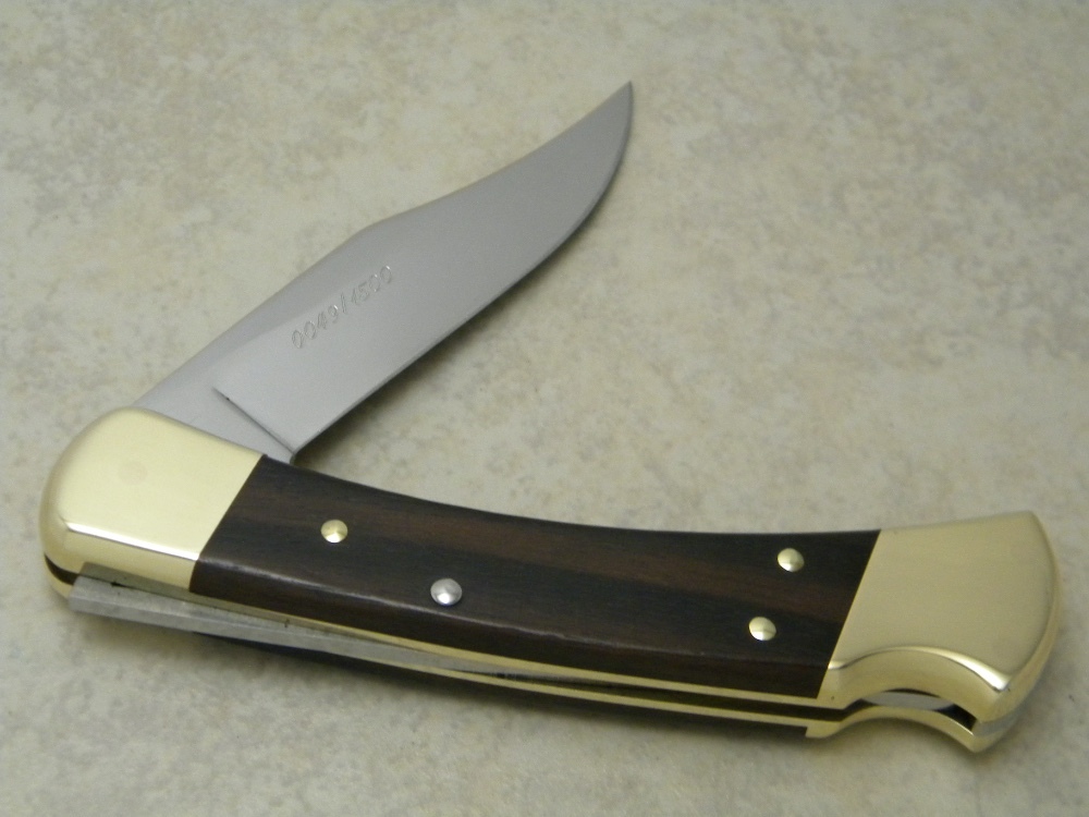 Buck 110 USA H.H. Buck Blacksmith Limited Edition Hunter Wood Folding ...